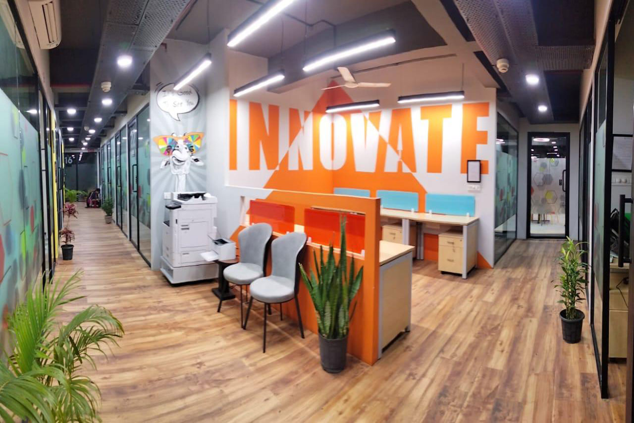 Flexible Desk Dedicated Desk Private Cabins Managed Office Virtual ...